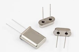 Oscillator Basics with 5 Circuit Examples