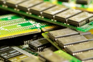 What are RAM vs ROM vs Flash Memory?