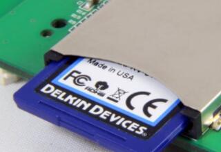 What are RAM vs ROM vs Flash Memory?