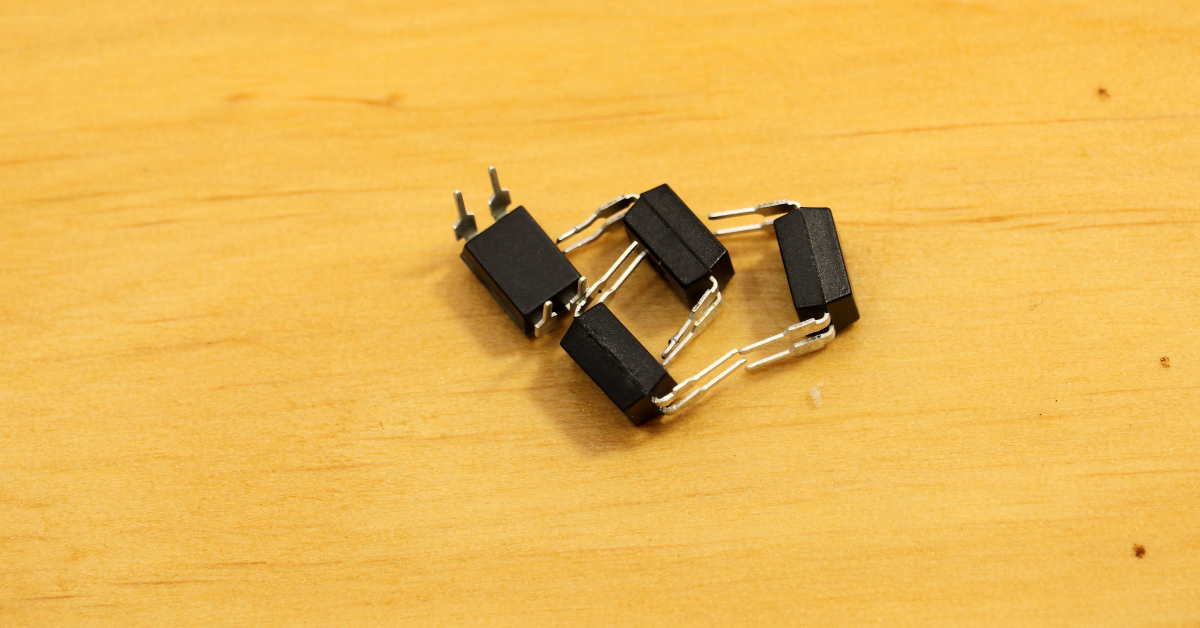 The Application Of Transistor Output Optocouplers